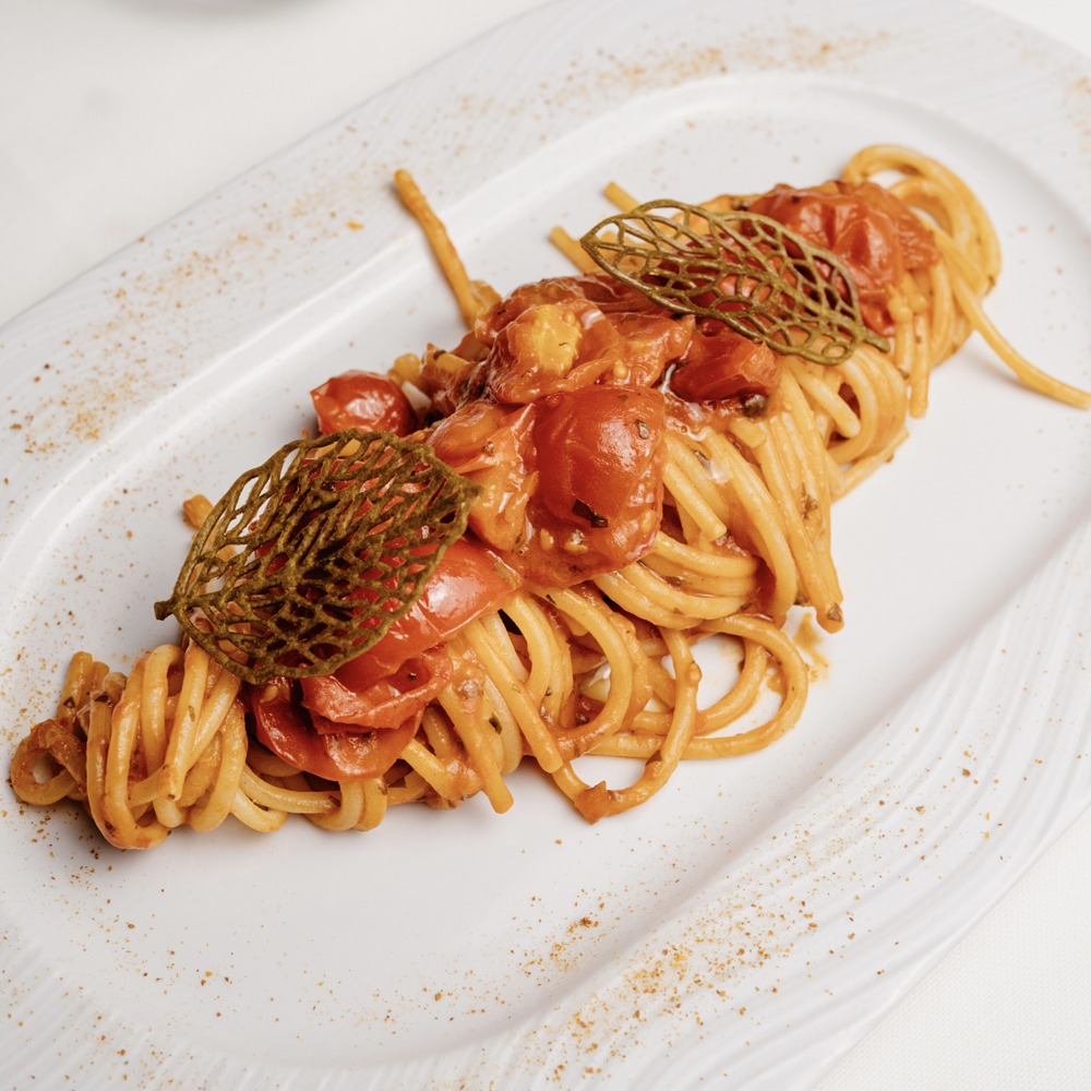 Il Don Camillo, l'arte di Giovanni Guarneri e i suoi "sconvolgenti ...